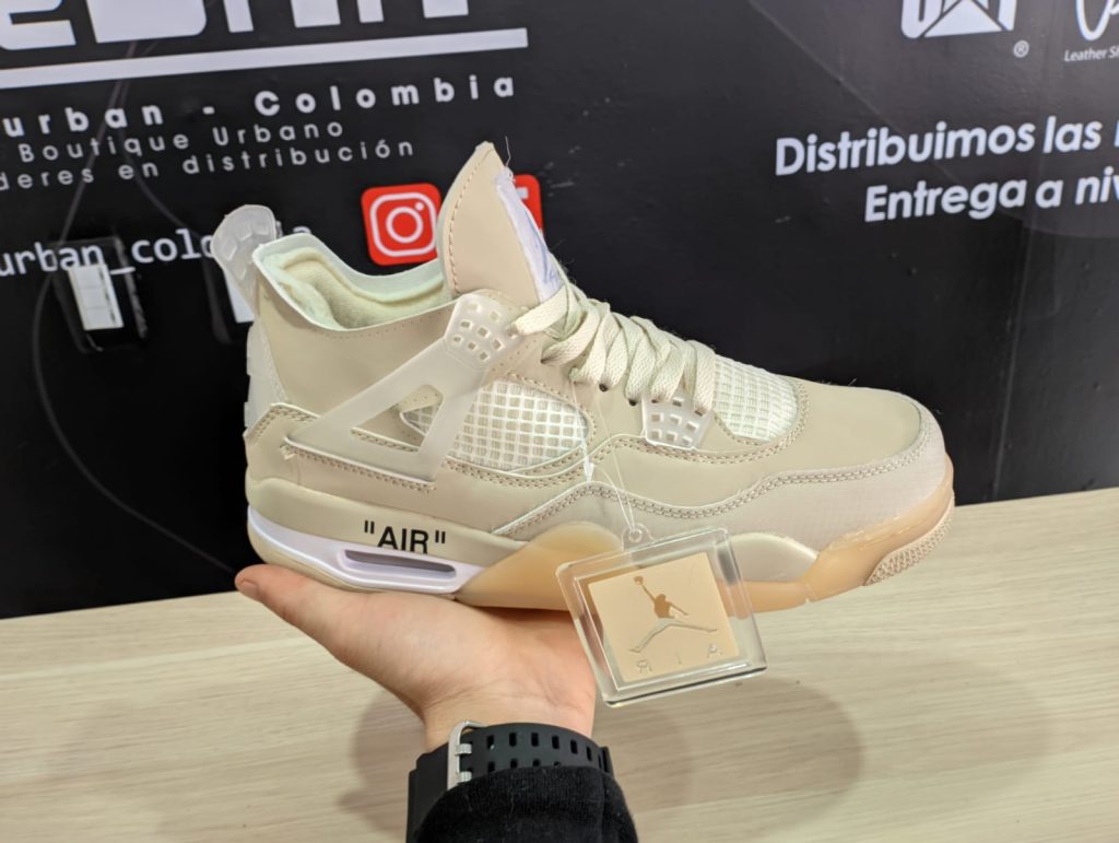 JORDAN RETRO 4 BEIGE – Distriurban_colombia