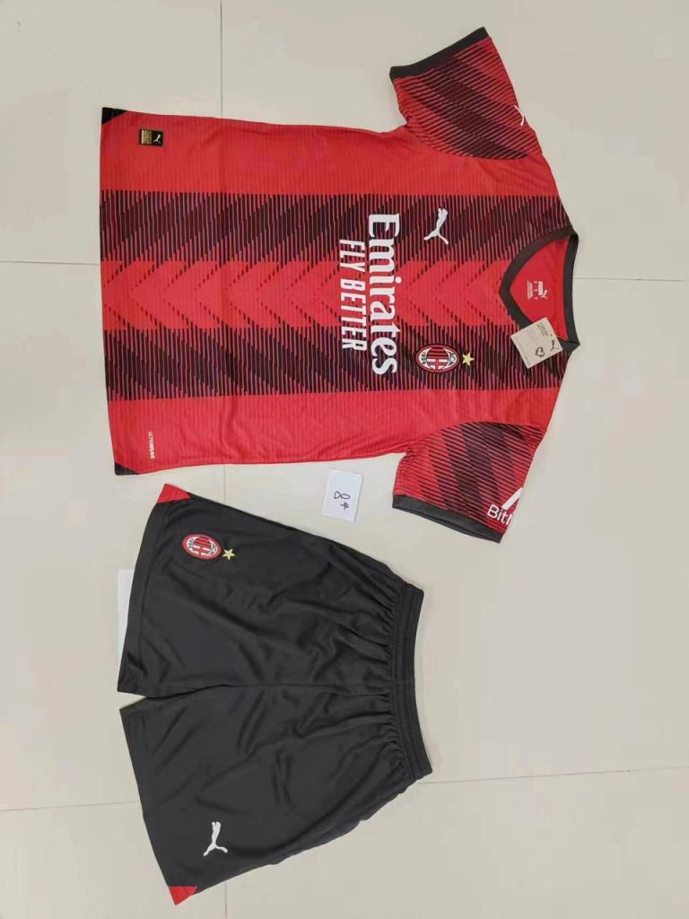 AC MILAN – Distriurban_colombia